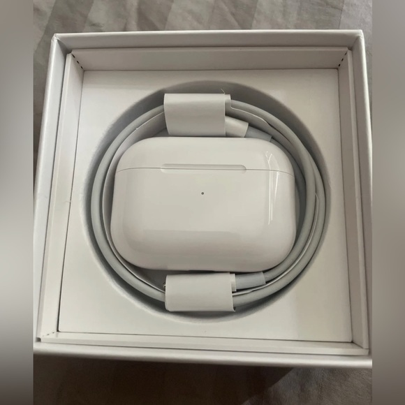 Apple | Headphones | Airpods Pro 2nd Generation With Magsafe Wireless ...